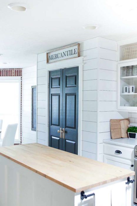 Farmhouse Style Kitchen Makeover Reveal - CYPRESS & SIENNA