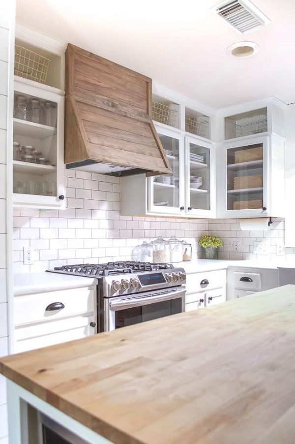 Farmhouse Style Kitchen Makeover Reveal - CYPRESS & SIENNA